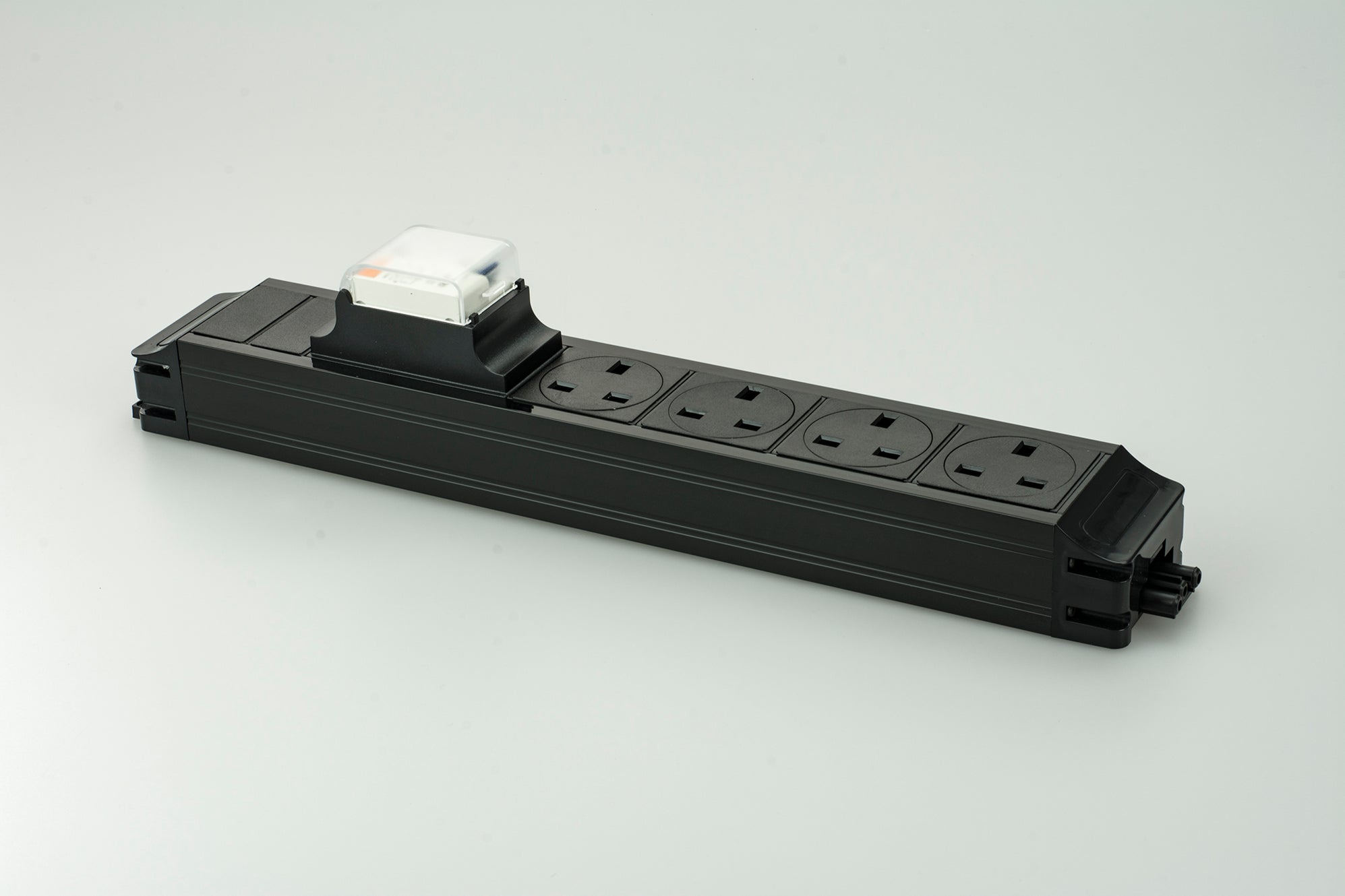P-PACK4/PF/NF/RCBO - 4 Power RCBO Protected Under Desk Unit — Deskpower ...